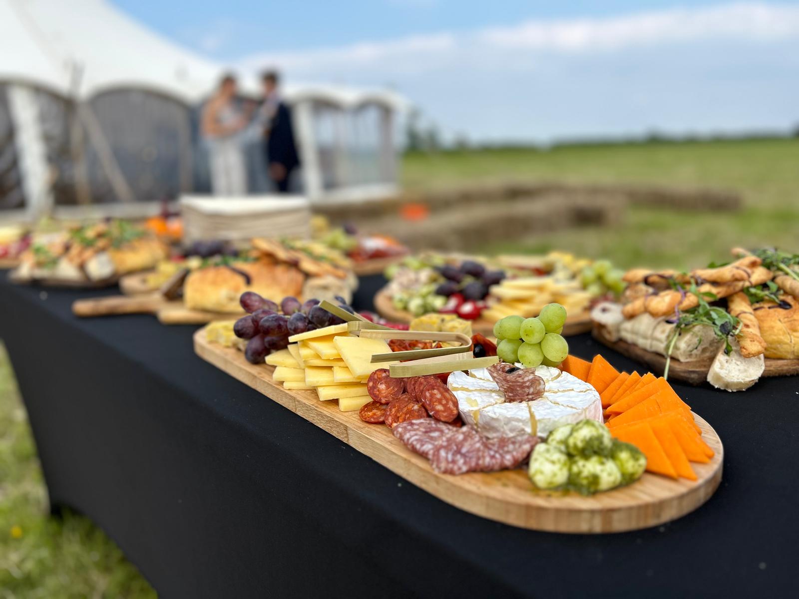 How to Host the Ultimate Hog Roast Party – Hog Roast Newbury - Spitting ...